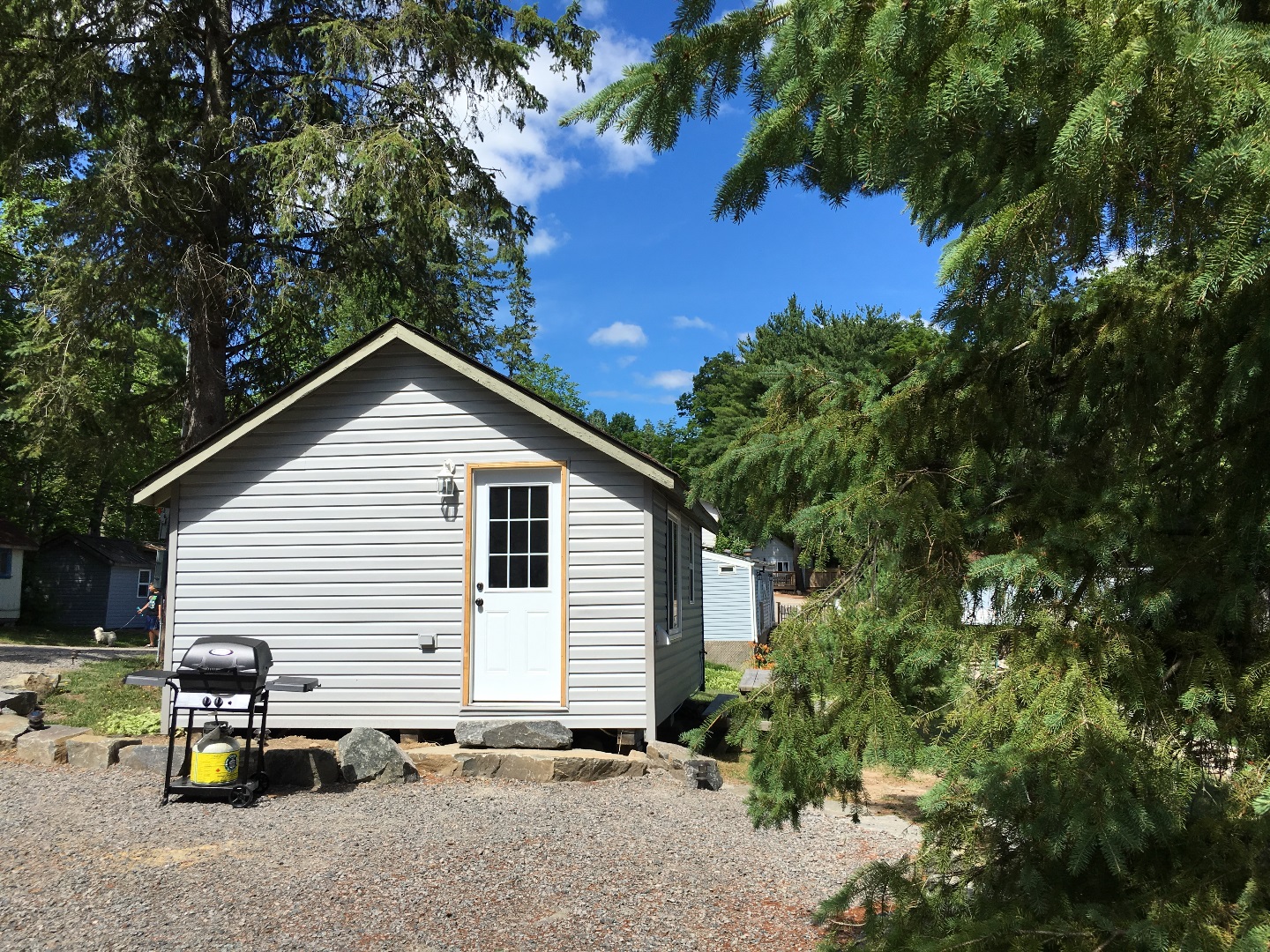 Dixie - 2 Bedroom - Forest Rock Resort