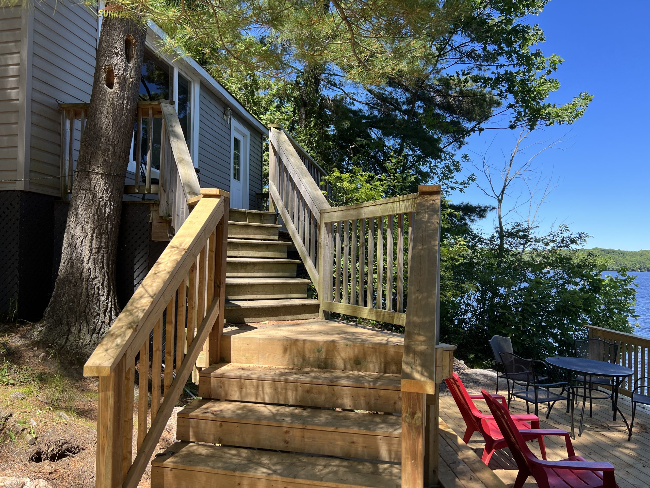 Sunrise - 3 Bedroom - Forest Rock Resort