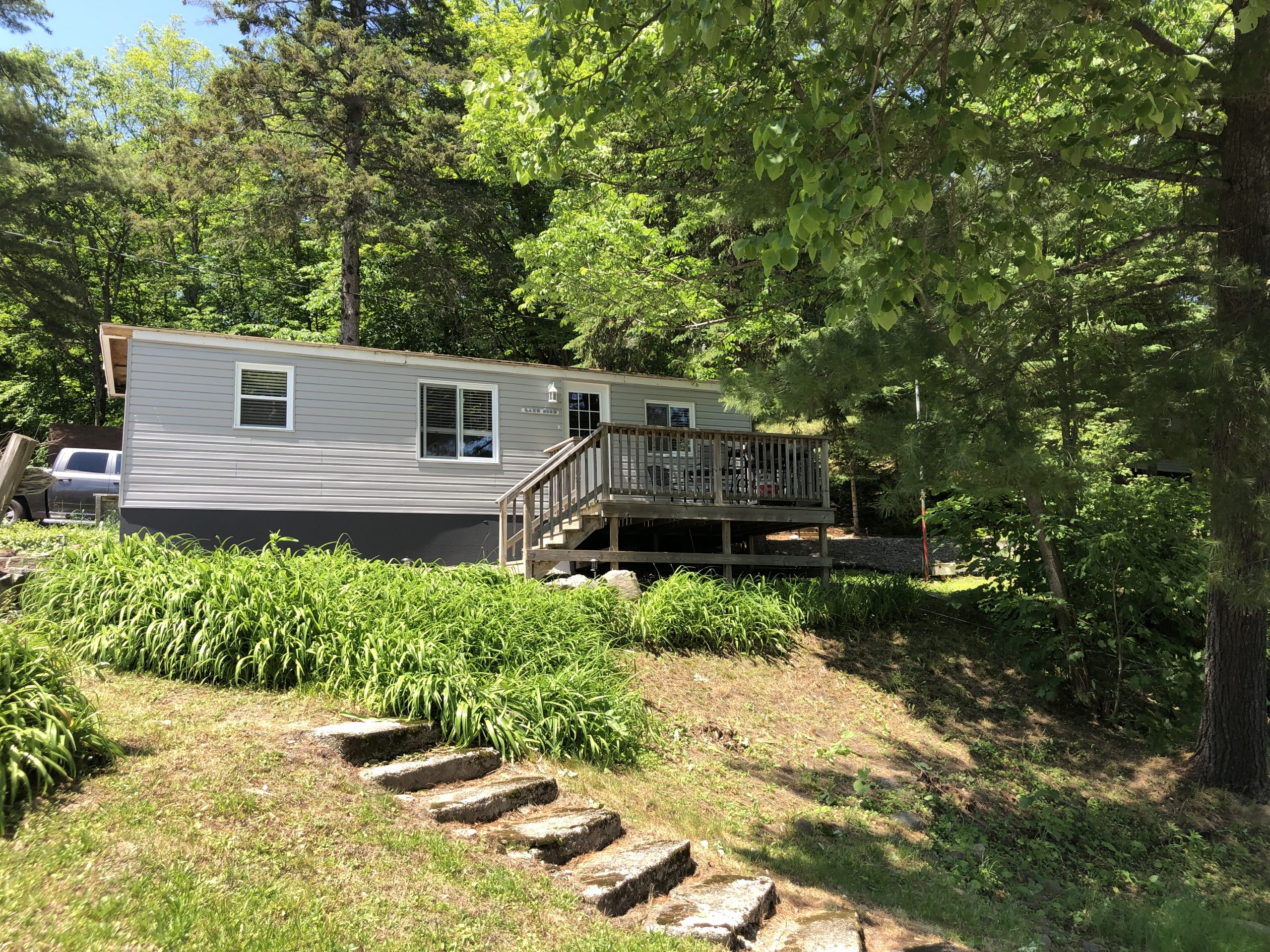 Lakeside - 2 Bedroom - Forest Rock Resort